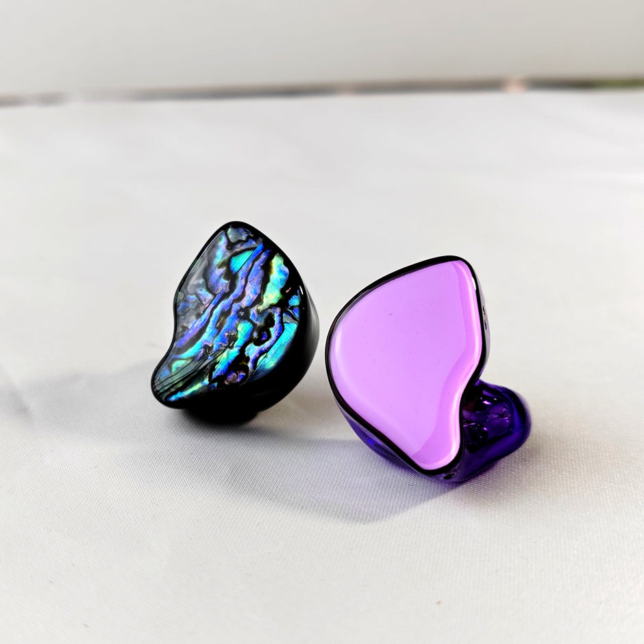 Custom – tagged "Custom In-Ear Monitor" – hisenior